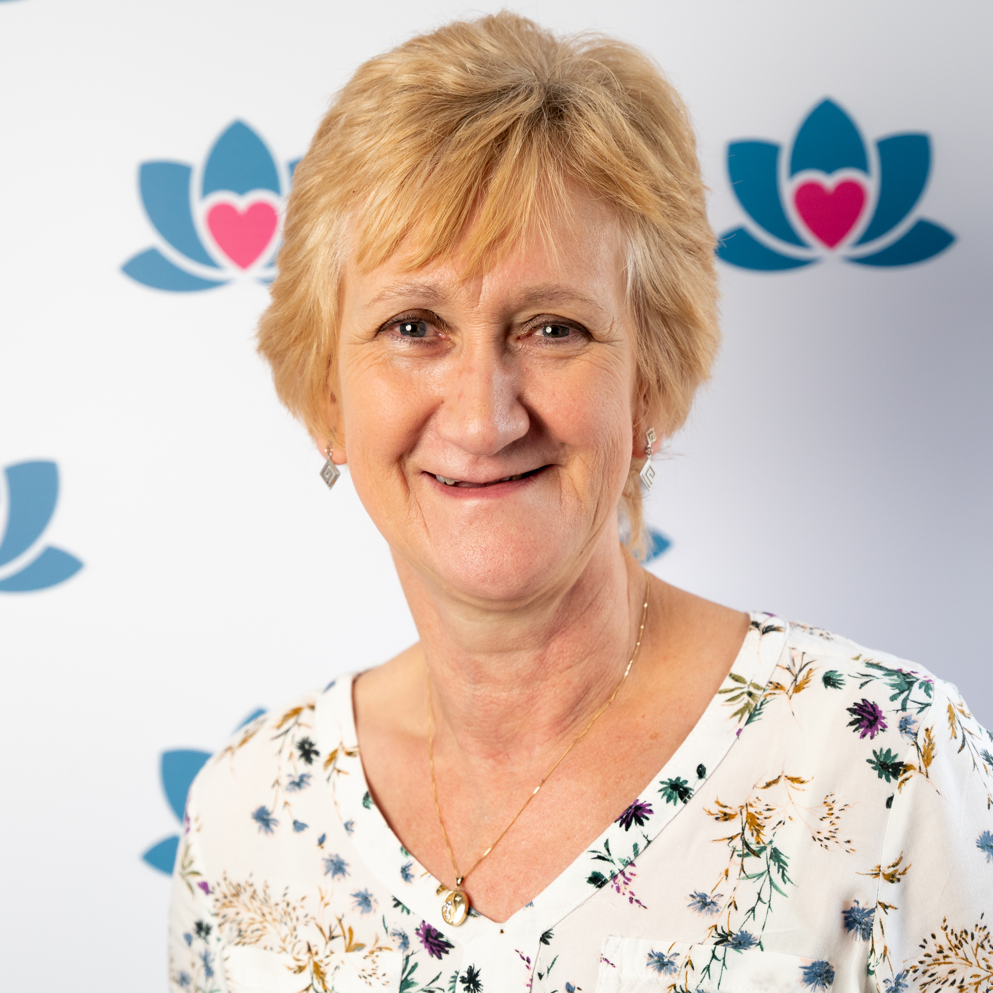 Lynn Brown's Instagram, Twitter & Facebook on IDCrawl